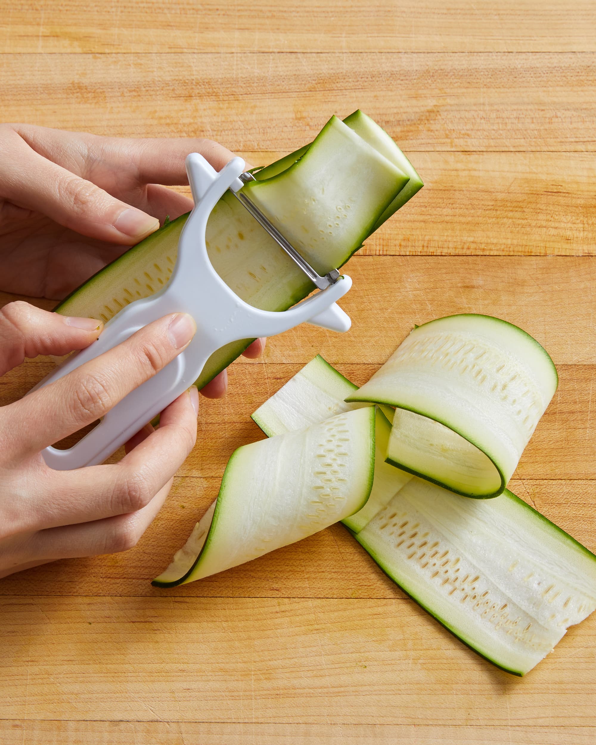 How To Make Zucchini Noodles 4 Easy Ways The Kitchn